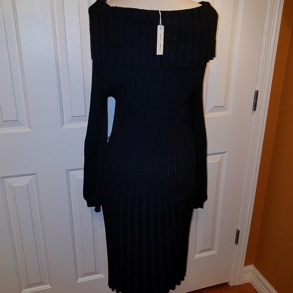 Max Studio | Dresses | Max Studio Xl Knit Long Sleeve Off Shoulder ...